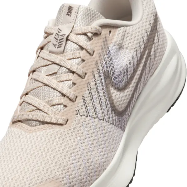Nike Run Defy Road Running Shoes