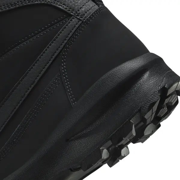 Nike Manoadome Boots