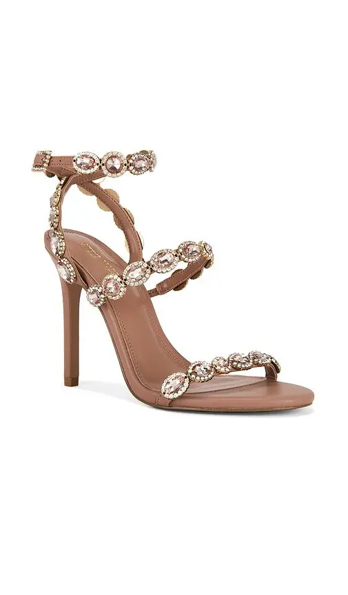 Steve Madden Tamala Sandal In Blush