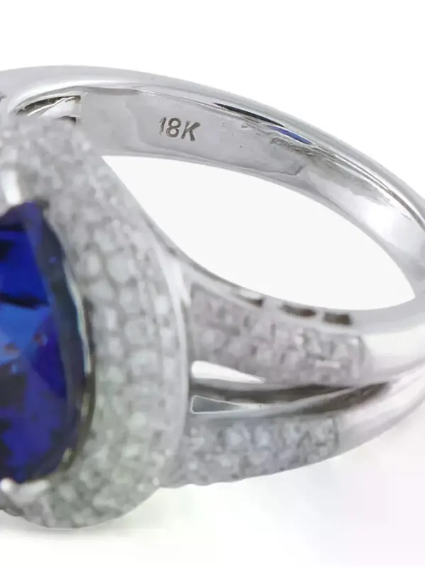 LB EXCLUSIVE Tanzanite And Diamond Ring