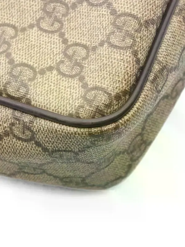 Gucci 2000s Gg Supreme Crossbody Bag - Neutrals