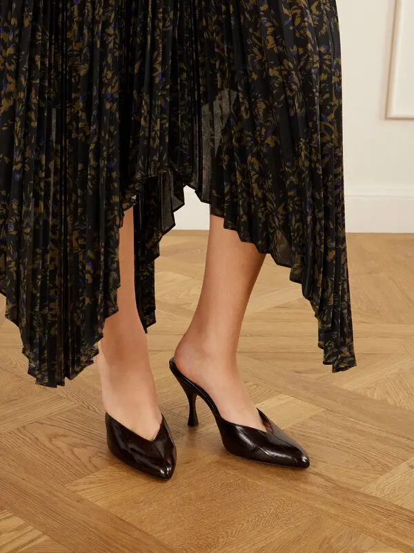 HERBERT LEVINE Sitting Pretty" Textured Leather Pumps