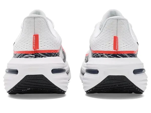 Nike Winflo 12 Athletic Shoes - White