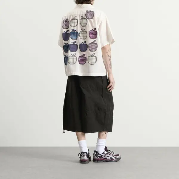 STORY MFG. Hand Applique Greetings Shirt