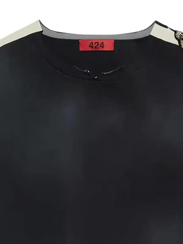 424 Layered-sleeve Crest-patch T-shirt