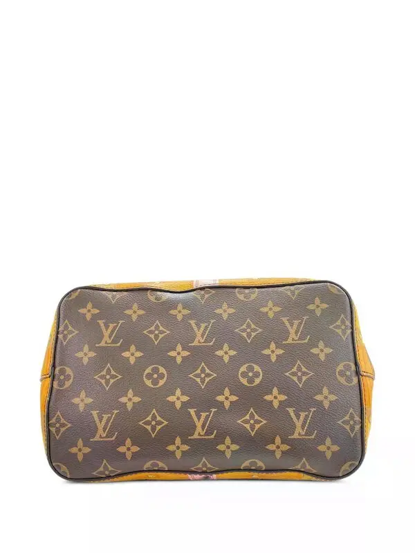 LOUIS VUITTON Monogram Canvas Neonoe Shoulder Bag
