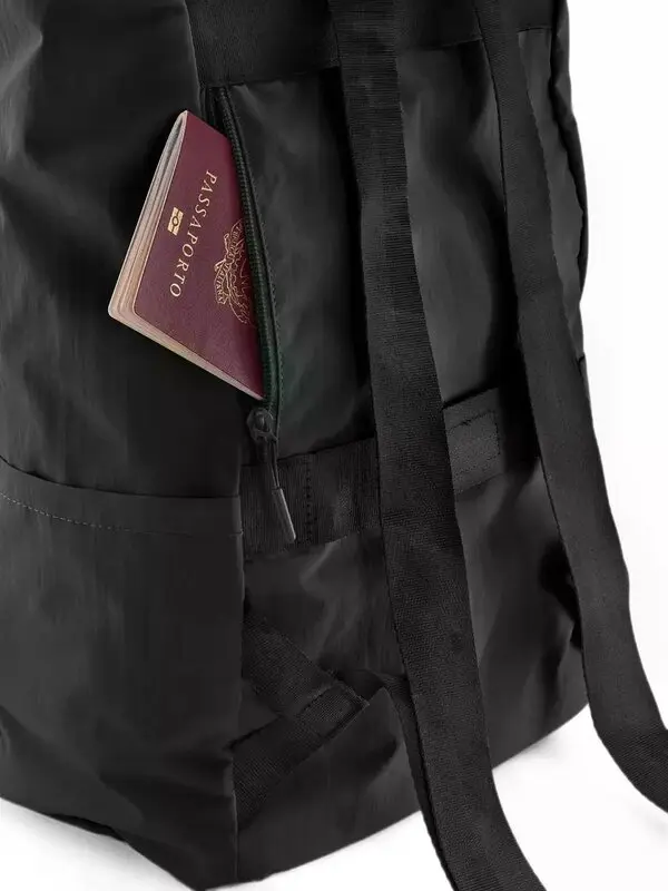 CRASH BAGGAGE Buckle-fastening Pocket-detail Backpack