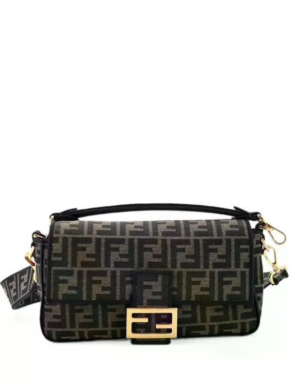 Fendi Baguette Nm Bag Zucca Canvas Medium Shoulder Bag - Brown