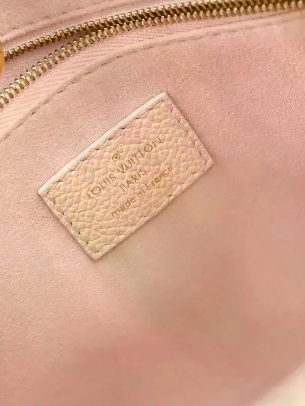 LOUIS VUITTON Onthego Empreinte Summer Stardust Tote Bag