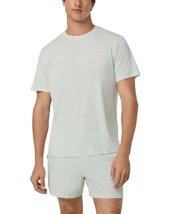 Vuori Strato Breath Short Sleeve Tee In Black - Breeze