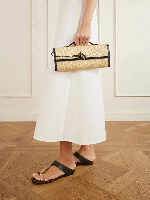 Bottega Veneta Andiamo" Clutch In Raffia With Leather Trim - Neutrals