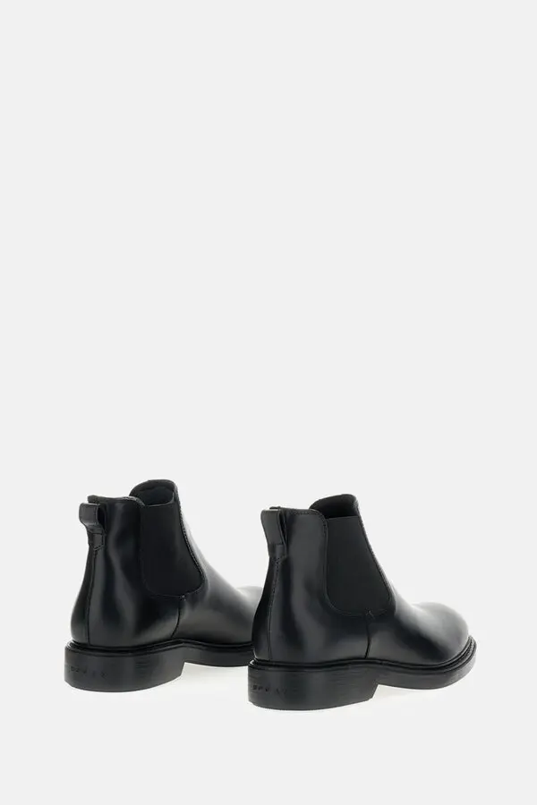 Hogan Chelsea Ankle Boots In Smooth Leather