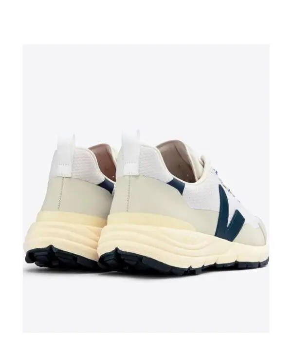 VEJA Logo Patch Lace-up Sneakers