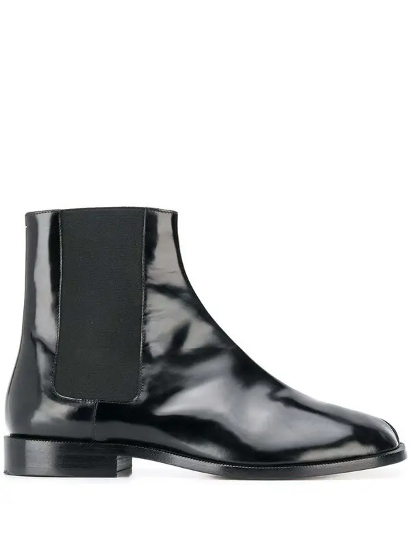 MAISON MARGIELA Tabi Toe Ankle Boots - Black