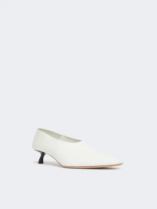 Sportmax Pointed Kitten Heeled Pumps