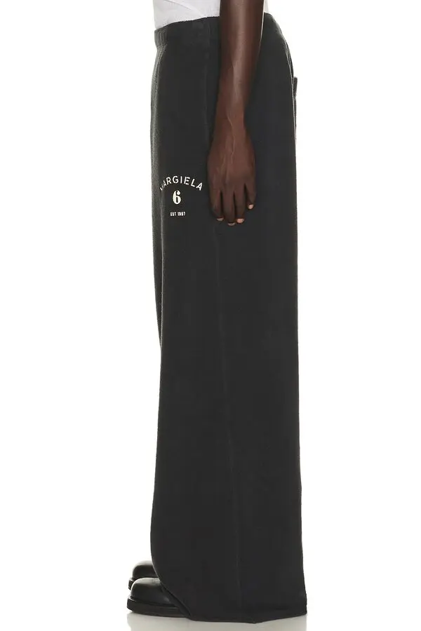 MAISON MARGIELA Pants In Black