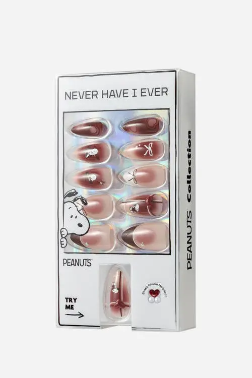 NEVER HAVE I EVER Hearts Of Snoopy Almond Press On Nails - Red