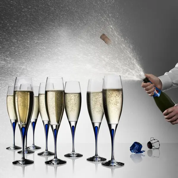 ORREFORS Intermezzo Blue Champagne Coupe