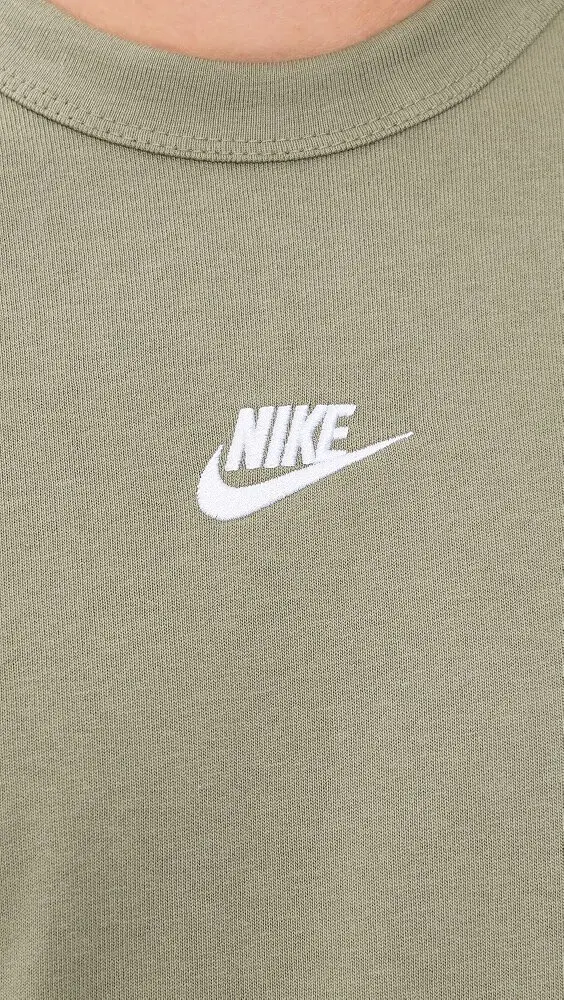 Nike Premium Essential Tee