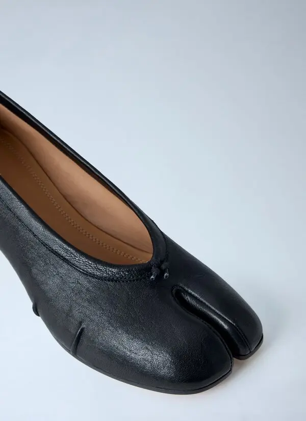 MAISON MARGIELA Tabi Ballerina Pumps - Black