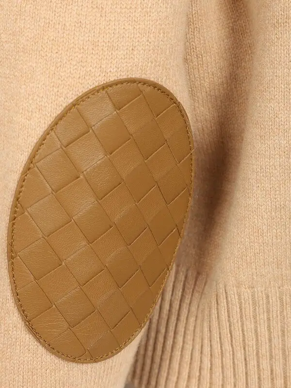Bottega Veneta Cashmere V-neck Cardigan With Woven Leather Detail - Cream