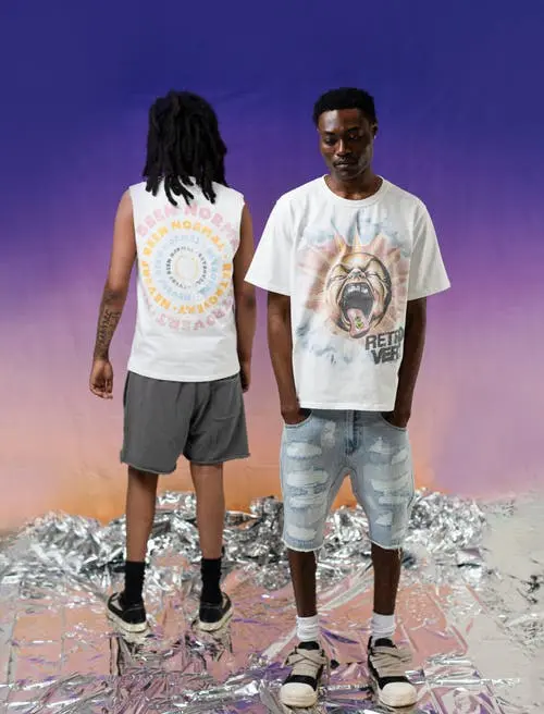 RETROVERT Sun Tongue Tee