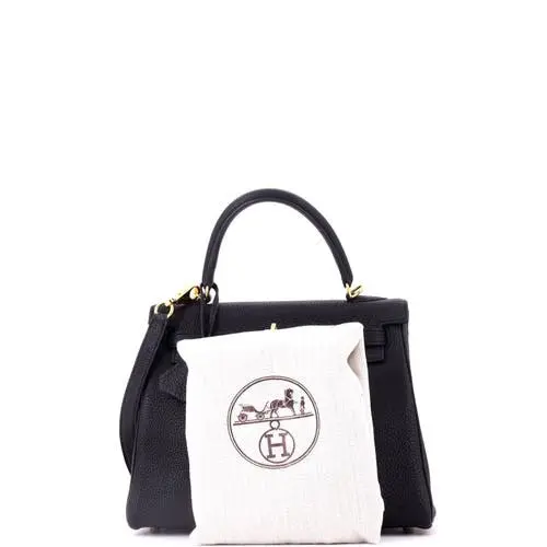 Hermès Kelly Handbag Togo With Gold Hardware 25