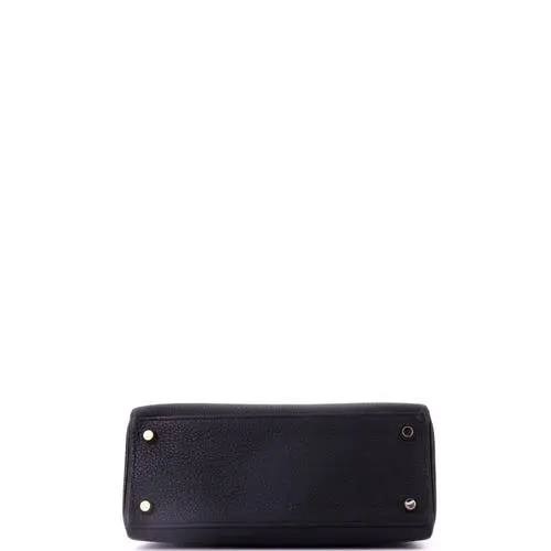 Hermès Kelly Handbag Togo With Gold Hardware 25