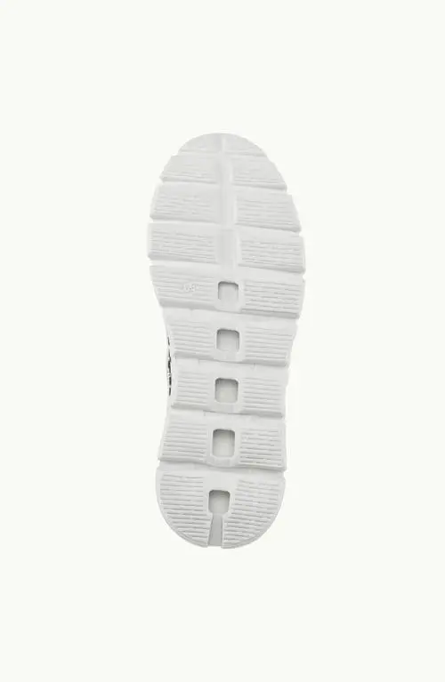 J/SLIDES NYC Cooper Sneaker - White/navy