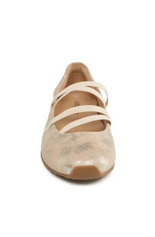 J/SLIDES NYC Pixie Ballet Flat - Sand