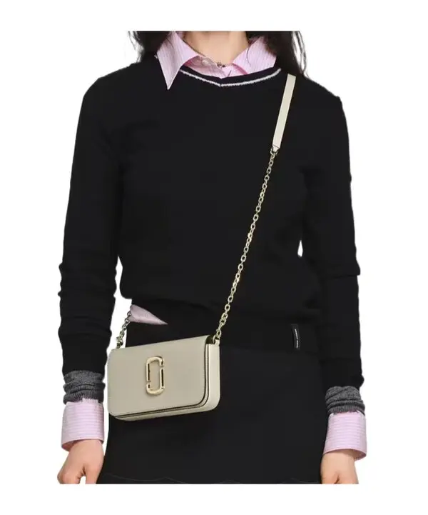 Marc Jacobs The Snapshot Wallet On Chain