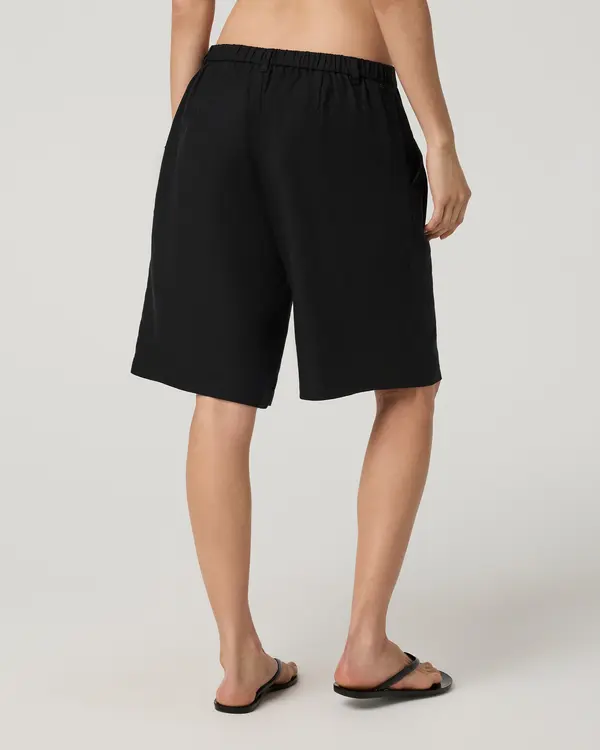 Vuori Trestle Low Slung Trouser Shorts - Black