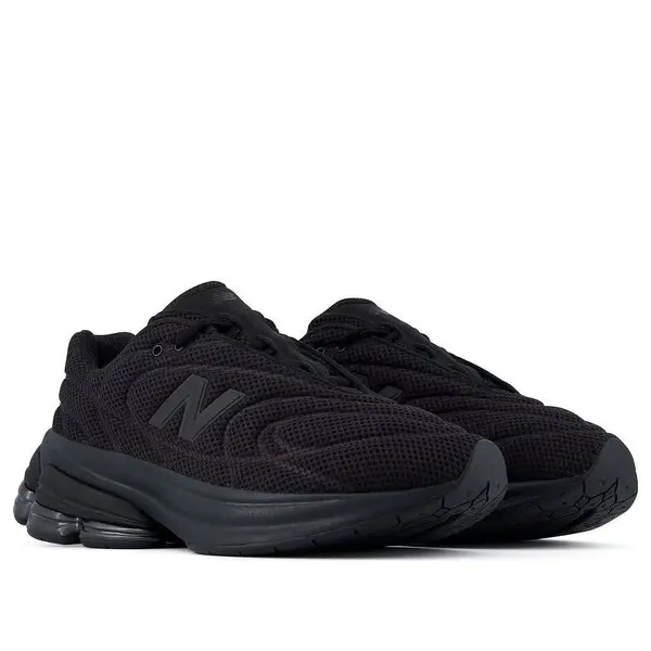NEW BALANCE 5030 Athletic Sneakers - Black