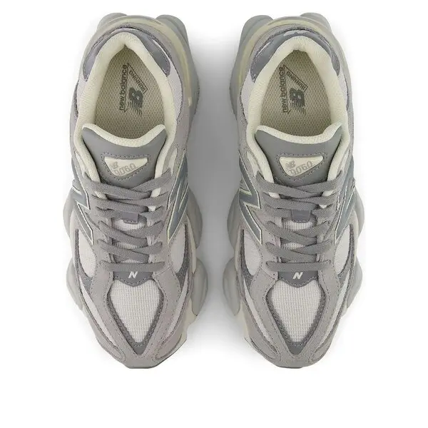 NEW BALANCE 9060 Sneakers - Angora Reflection