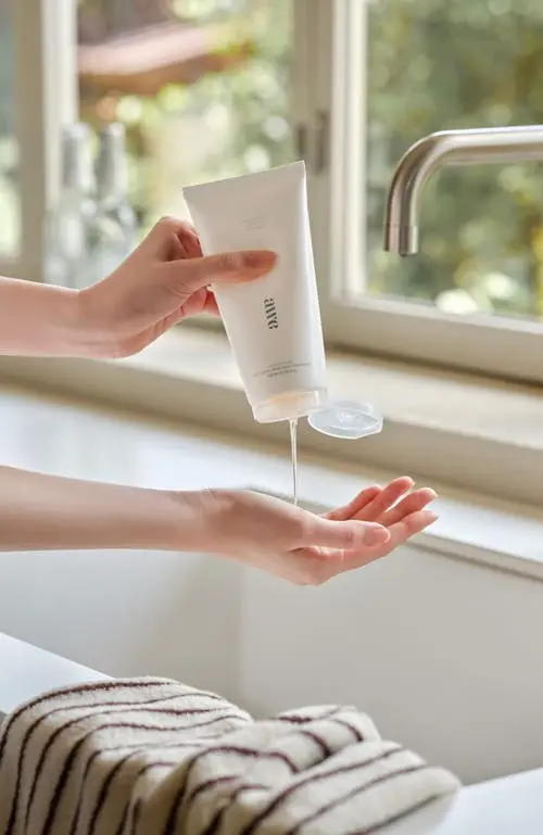 AWE Stachys Affinis My Fit Purifying Cleansing Gel