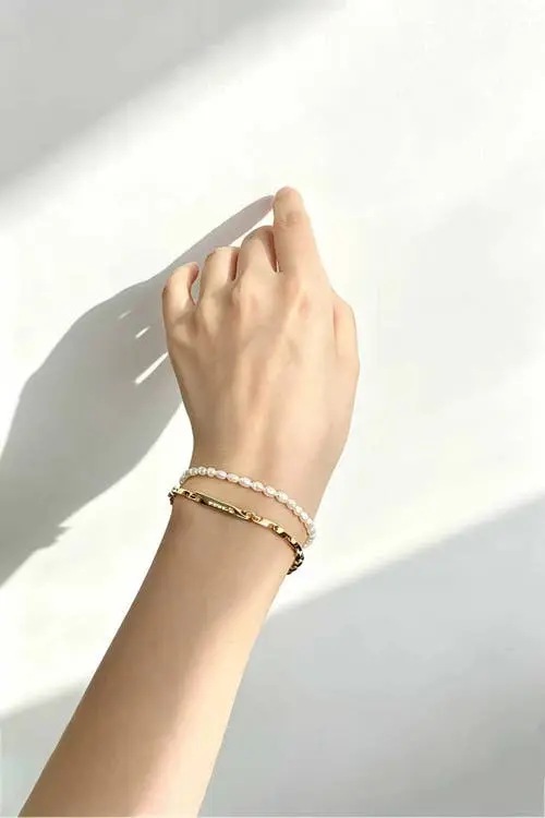 CLASSICHARMS Madison Layered Pearl Bracelet