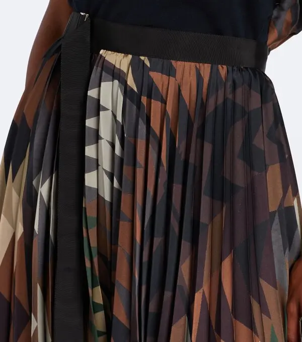 Sacai X A.p.c. Pleated Printed Midi Skirt