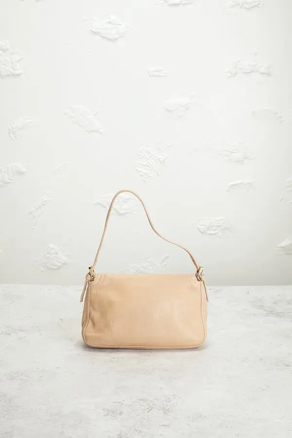 Fendi Baguette Shoulder Bag - Pink