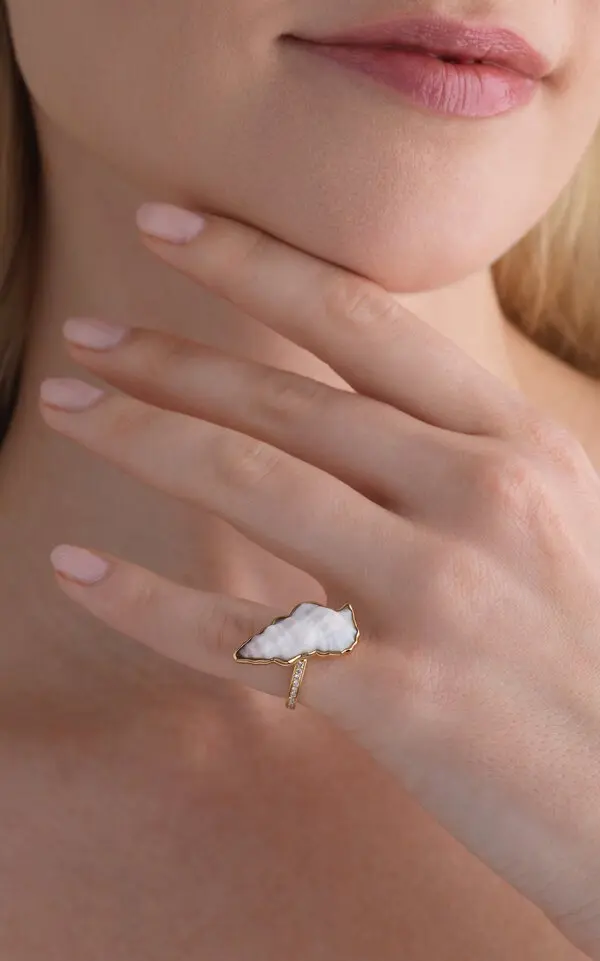 EMILY P. WHEELER 18k Yellow Gold Shell Ring