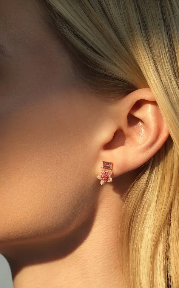 EMILY P. WHEELER 18k Yellow Gold Bouquet Studs