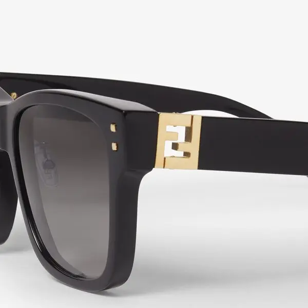 Fendi Fold Square Sunglasses With Doppio Punto Studs - Black