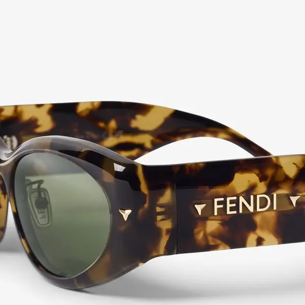 Fendi Screen Sunglasses - Brown