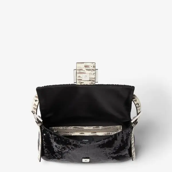Fendi Baguette 26424