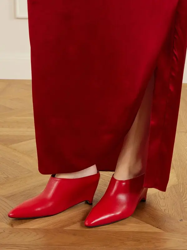 MAISON MARGIELA Sculptural Heel-less Leather Mules - Red