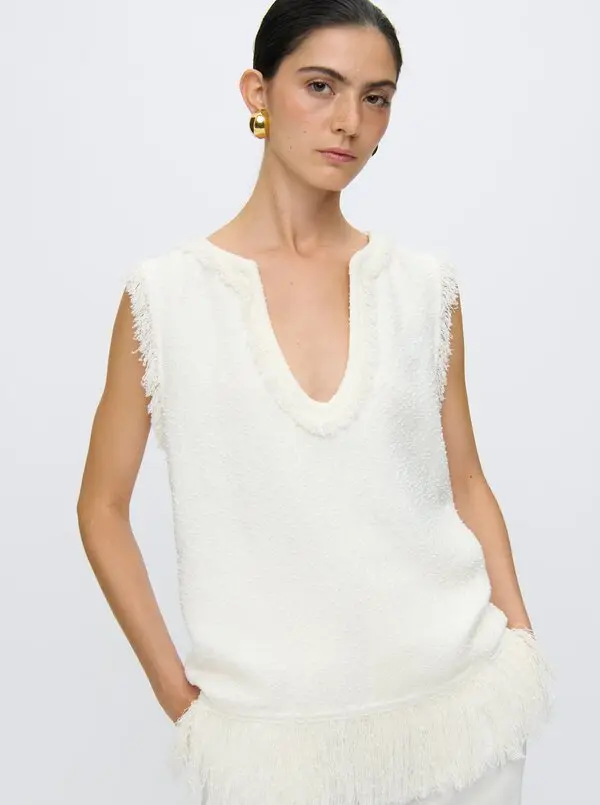 CALLAS MILANO Comporta Sleeveless V-neck Fringe Top