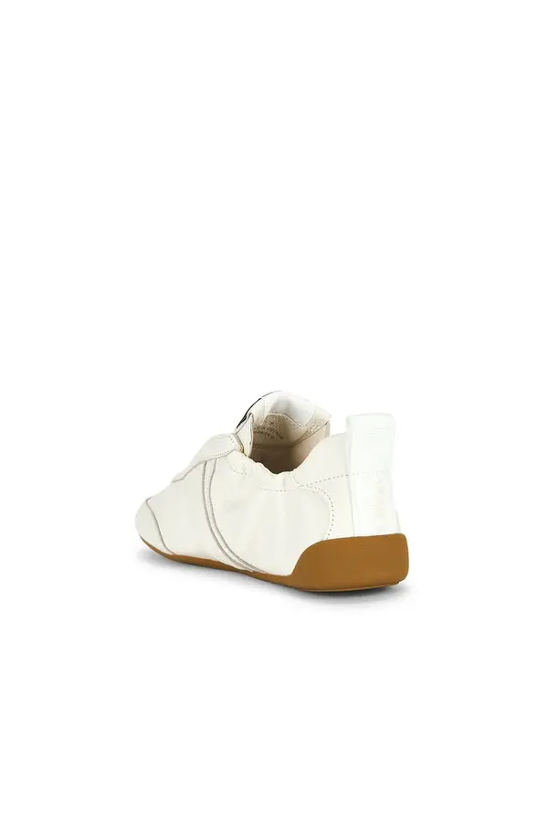Chloé Kick Sneaker - Eggshell