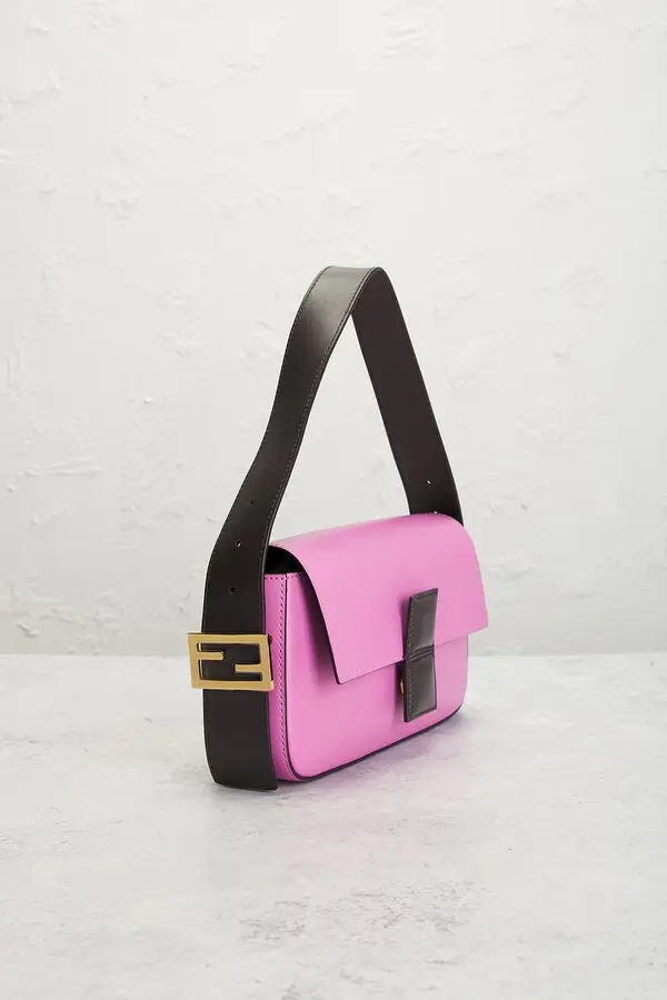 Fendi X Stefano Pilati Twist Baguette Shoulder Bag - Pink