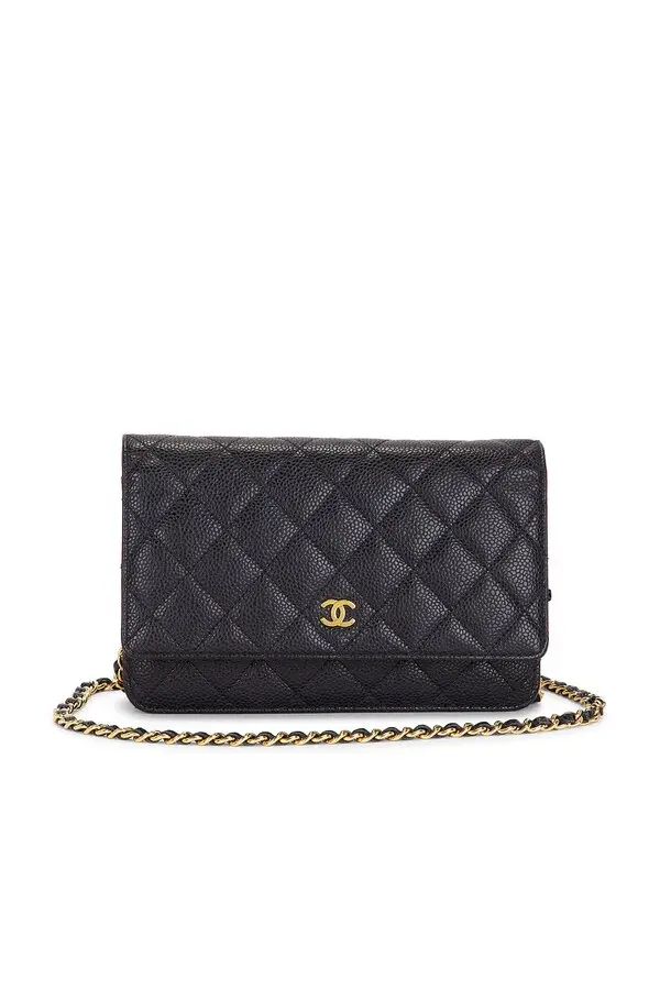 Chanel Caviar Classic Wallet On Chain Good Condition - Black