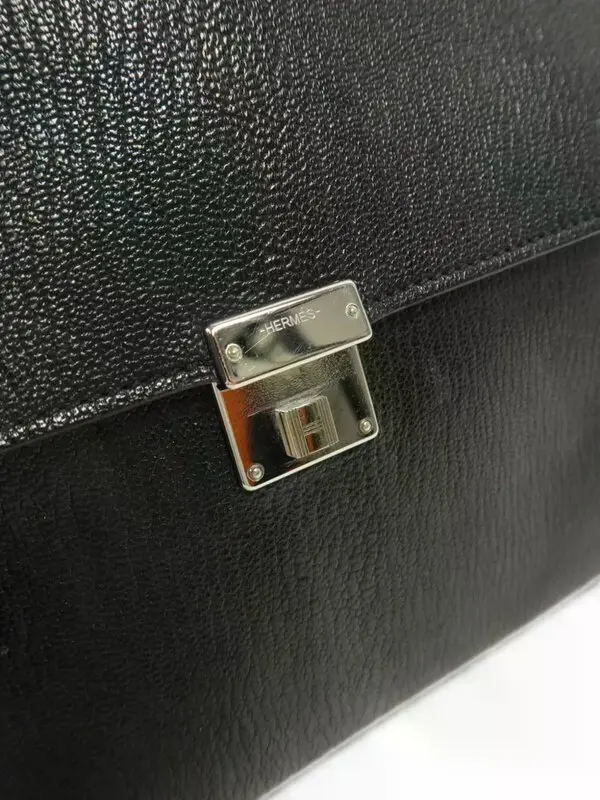 Hermès Clic 16 Calf Leather Shoulder Bag