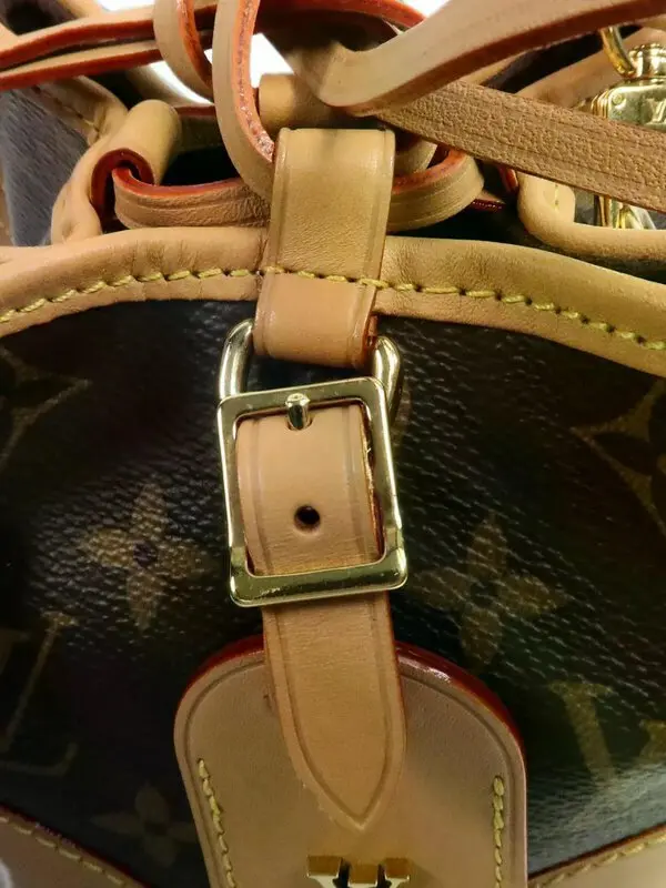 LOUIS VUITTON Noe Purse Monogram Shoulder Bag
